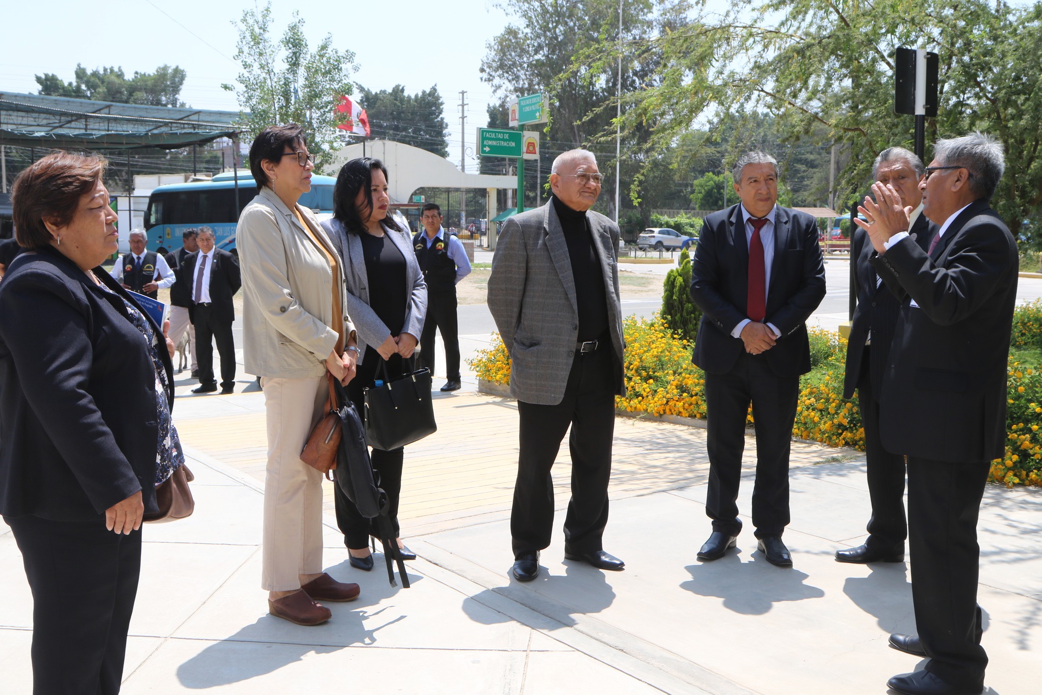 Rector de la UNICA supervisar el proceso de admisión de la Escuela de ...